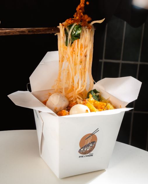 Fresh Thin Rice Noodles | EEK CHARM